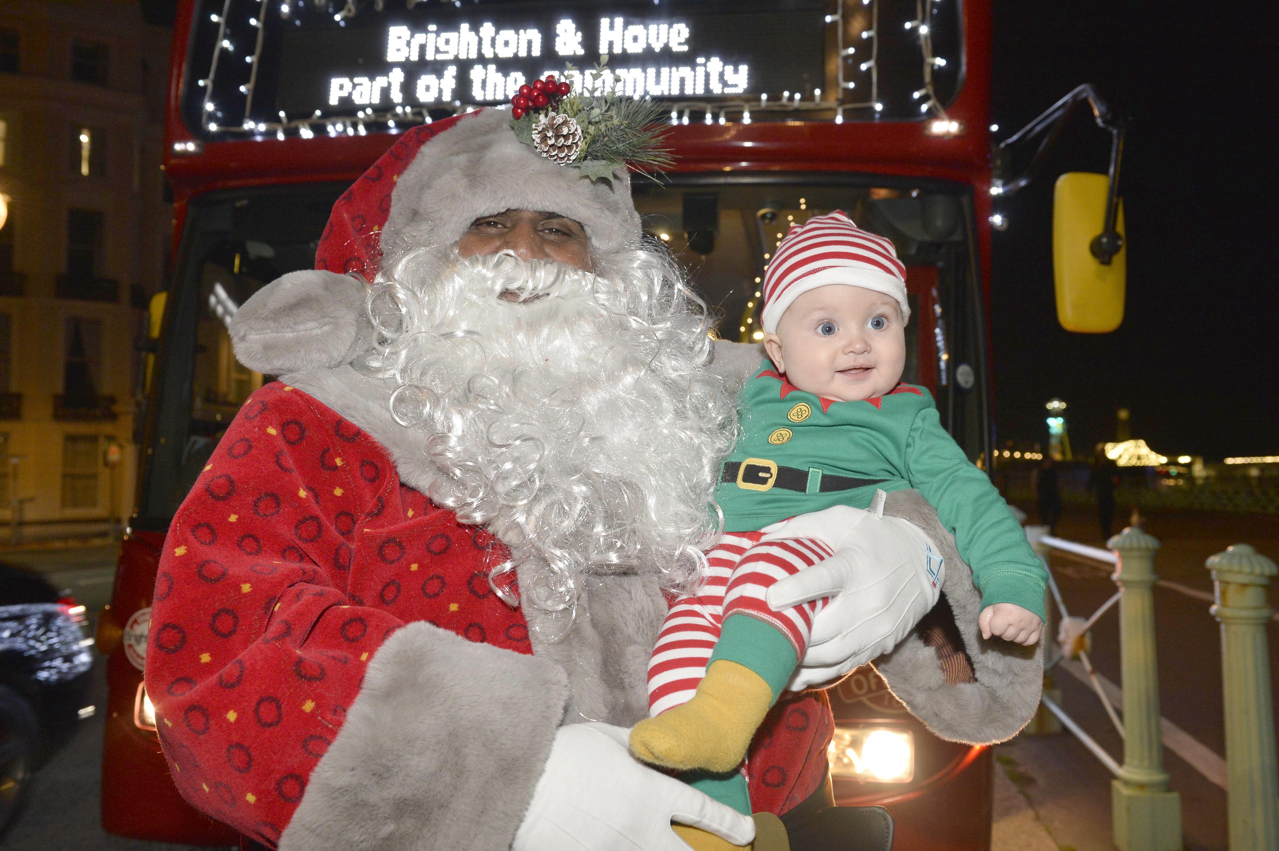 Suits you, Santa! - Brighton & Hove Buses