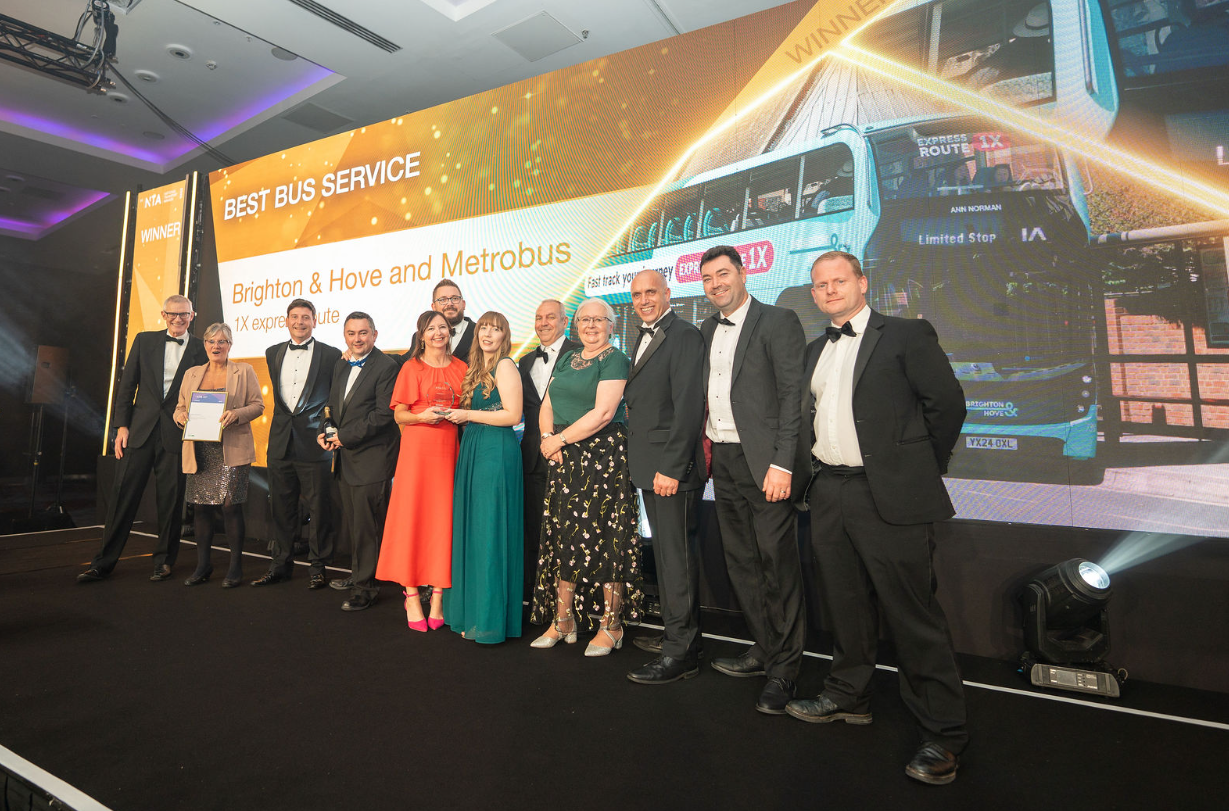 1X named ‘Best Bus Service’ at National Transport Awards - Brighton ...